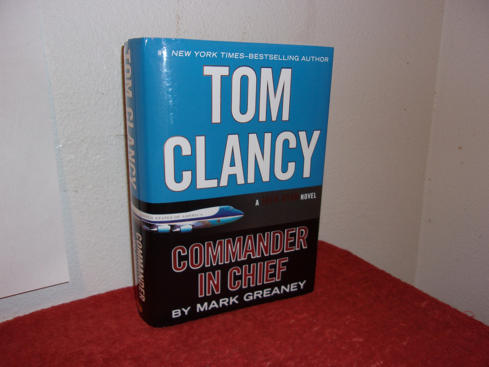 Jack Ryan: Tom Clancy Commander in Chief 16 by Mark Greaney (2015 ...