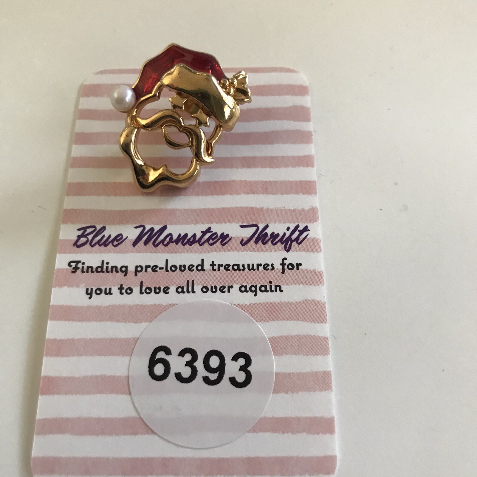 Small Santa Claus Pin Christmas Starry Eyes Face Tac GOLDTONE Pin J6393 ...