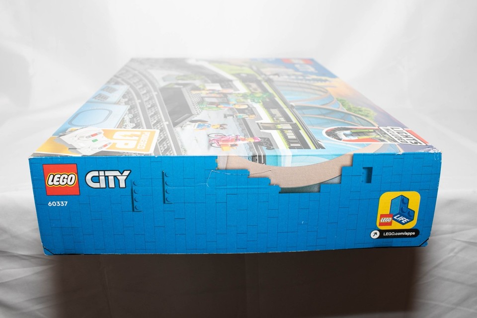 LEGO City 60337 Express Passenger Train New Sealed Powered Up Very Good ...