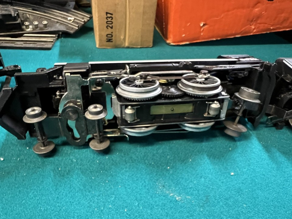 Lionel 6-8632 O Gauge NYC 4-4-2 Steam Locomotive train chesapeak and ...