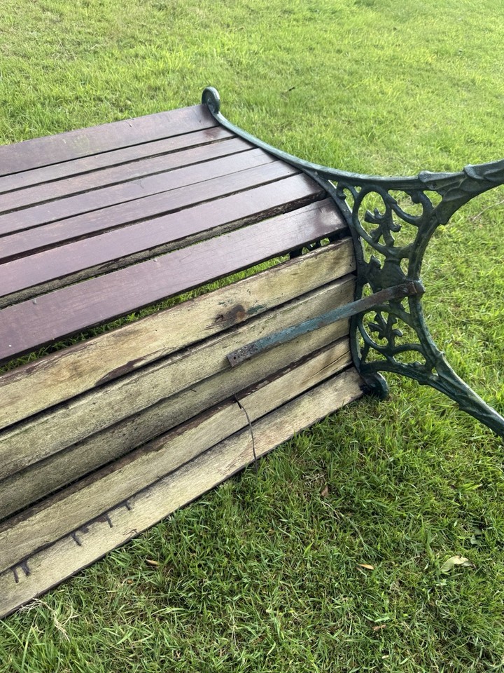 Antique 3 Seat Garden Bench With Heavy Cast Iron Ends Middle Strut ...