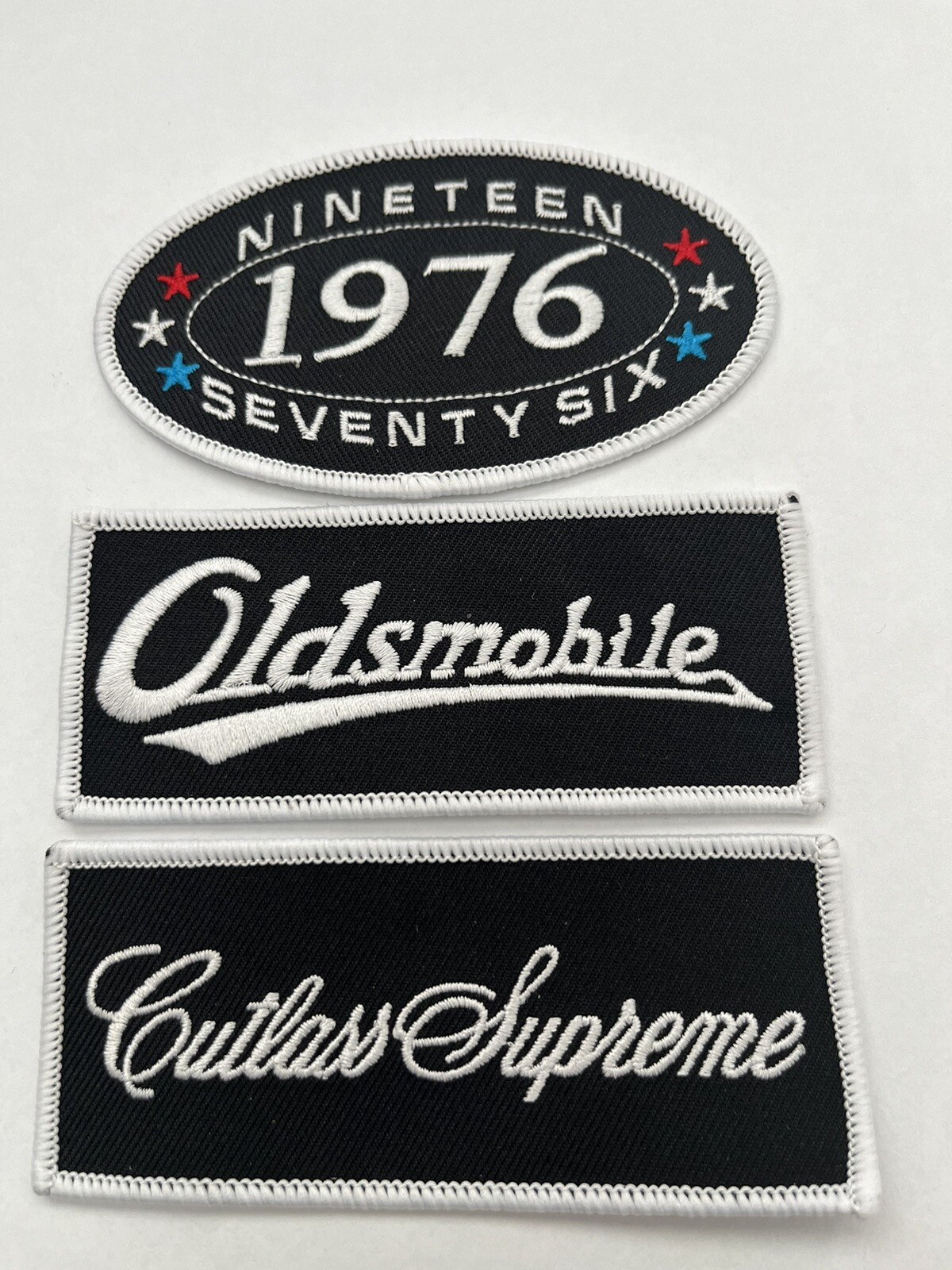 1976 OLDSMOBILE CUTLASS SUPREME SEW/IRON PATCH EMBLEM BADGE EMBROIDERED ...