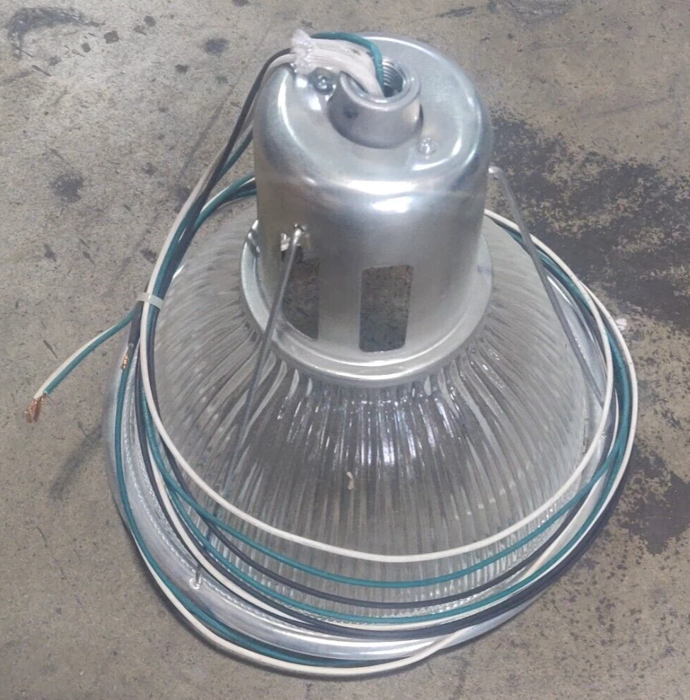 Acculite Lighting Canada | Shelly Lighting