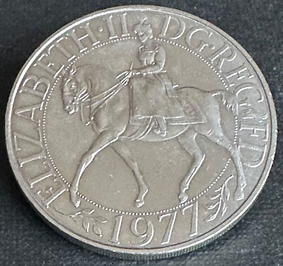 RARE 1977 Queen Elizabeth II Silver Jubilee Commemorative Crown Coin DG ...