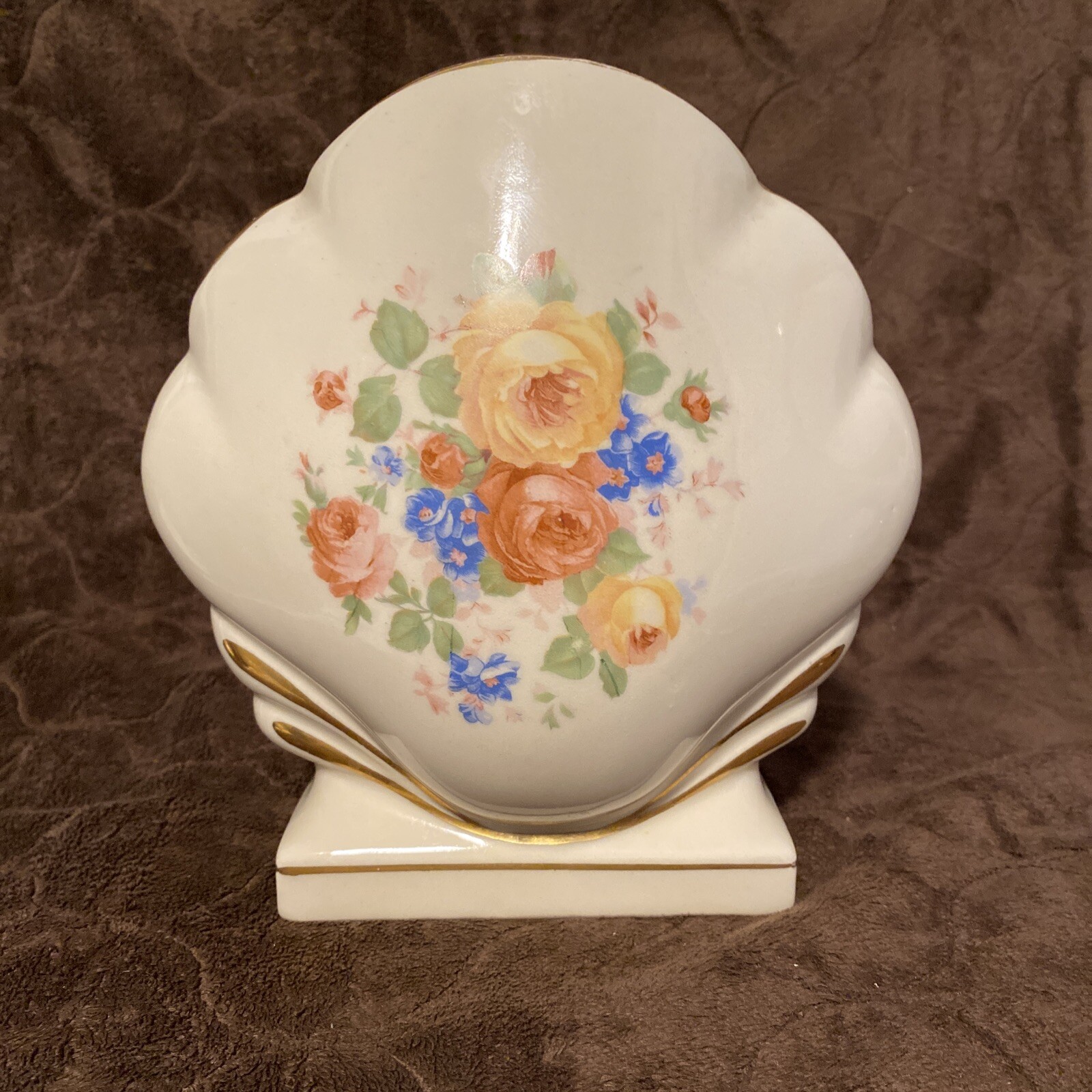 VINTAGE CLAM SHELL SHAPED VASE Ceramic Gold Trim Floral Princeton RARE ...