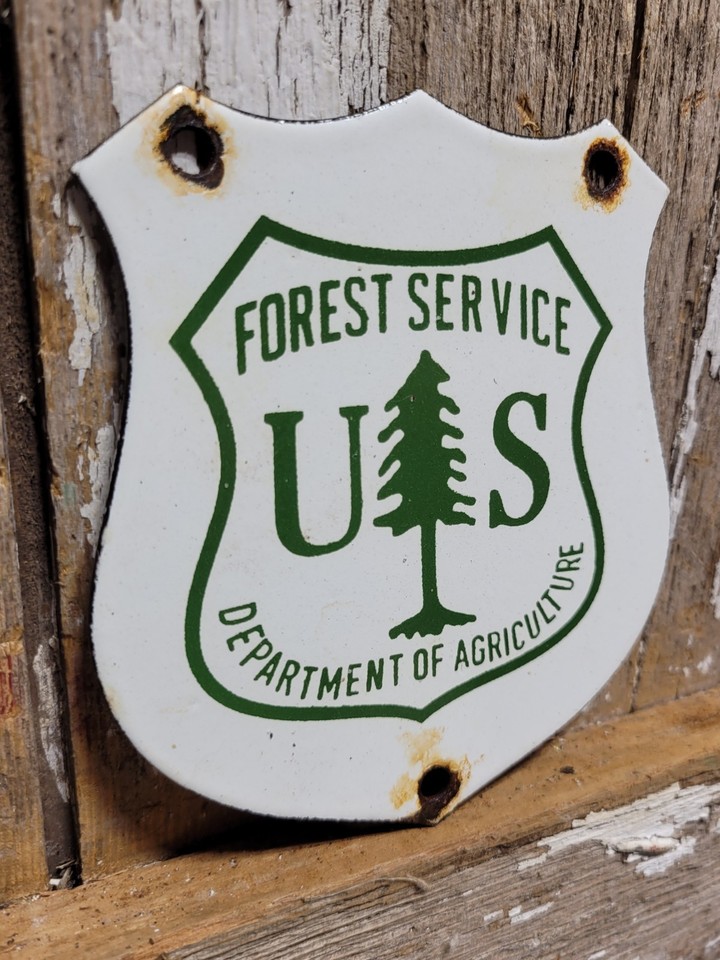VINTAGE FOREST SERVICE PORCELAIN SIGN OLD NATIONAL PARK RANGER SHIELD ...