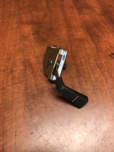 OEM Wheel Lock Bracket For 21” John Deere JS40 Walk Behind Gas Mower ...