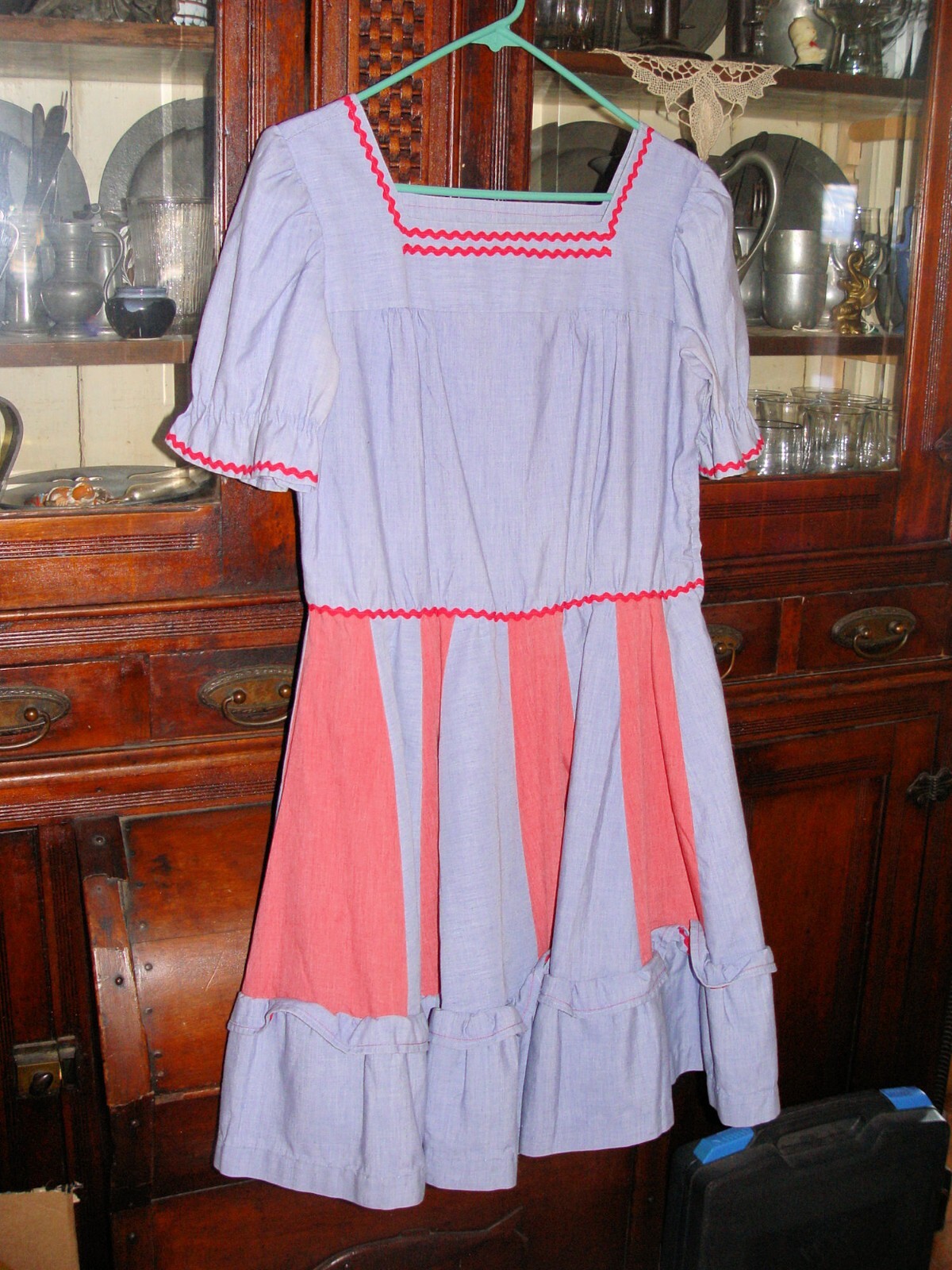 1950s - 60s Blue, Red Cottage Handmade Ric Rac Ruffle… - Gem