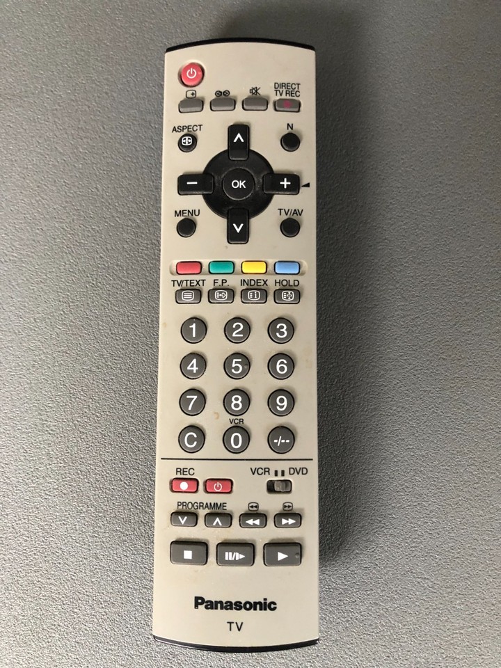 Panasonic 24 inch Quintrix CRT flat screen retro gaming TV mint ...