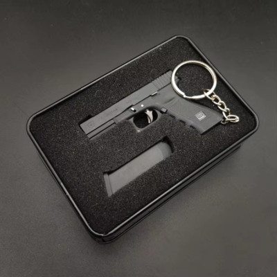 Mini Glock 17 Gun 1:3 Model Key Chain Fidget Toy Replica Bullets ...
