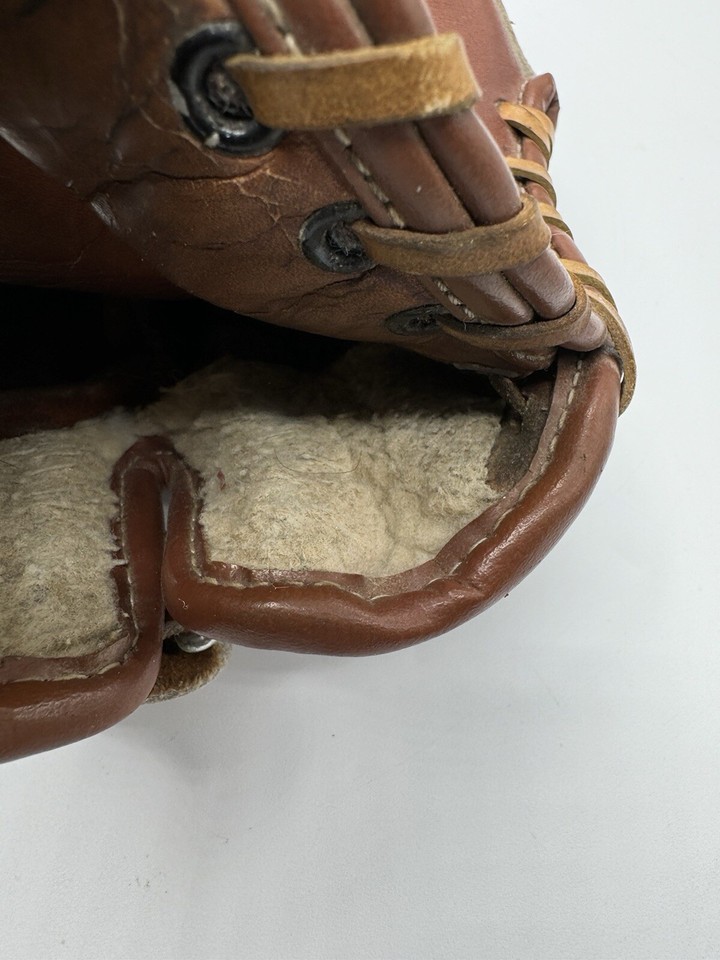 Wilson Signature Model 9000 RHT Roger Clemons 12" Baseball Glove | eBay