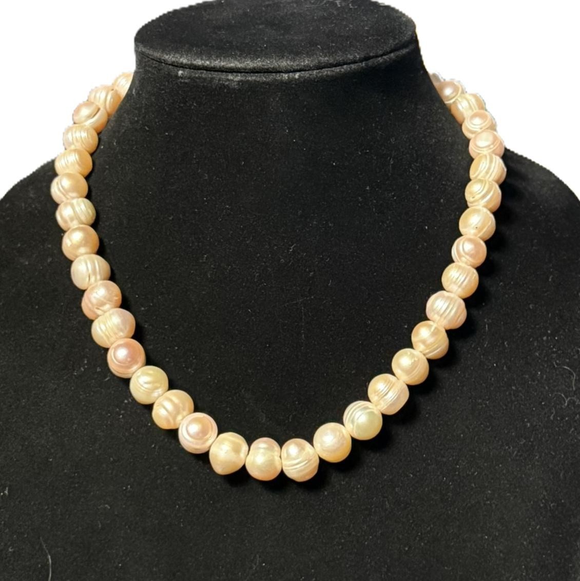 Vintage Necklace Of Large Freshwater Baroque Threaded Pearls with pink ...