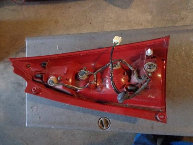 MAZDA Premacy 2002 GF-CP8W Left Tail Light 22061961 [Used] [PA65012463 ...