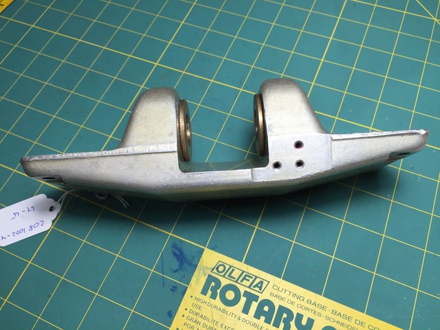 Bevel Gear Support ASSY 2081002-4 Cessna Cardinal 177rg 2081001-10 for ...