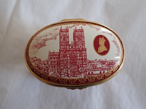Halcyon Days Enamel Trinket Box 50th Anniversary Coronation Queen ...