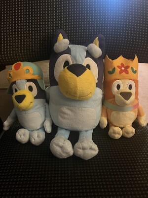 Bluey Plush Set Princess Bluey & Queen Plus Talking Bluey Crown Cape ...
