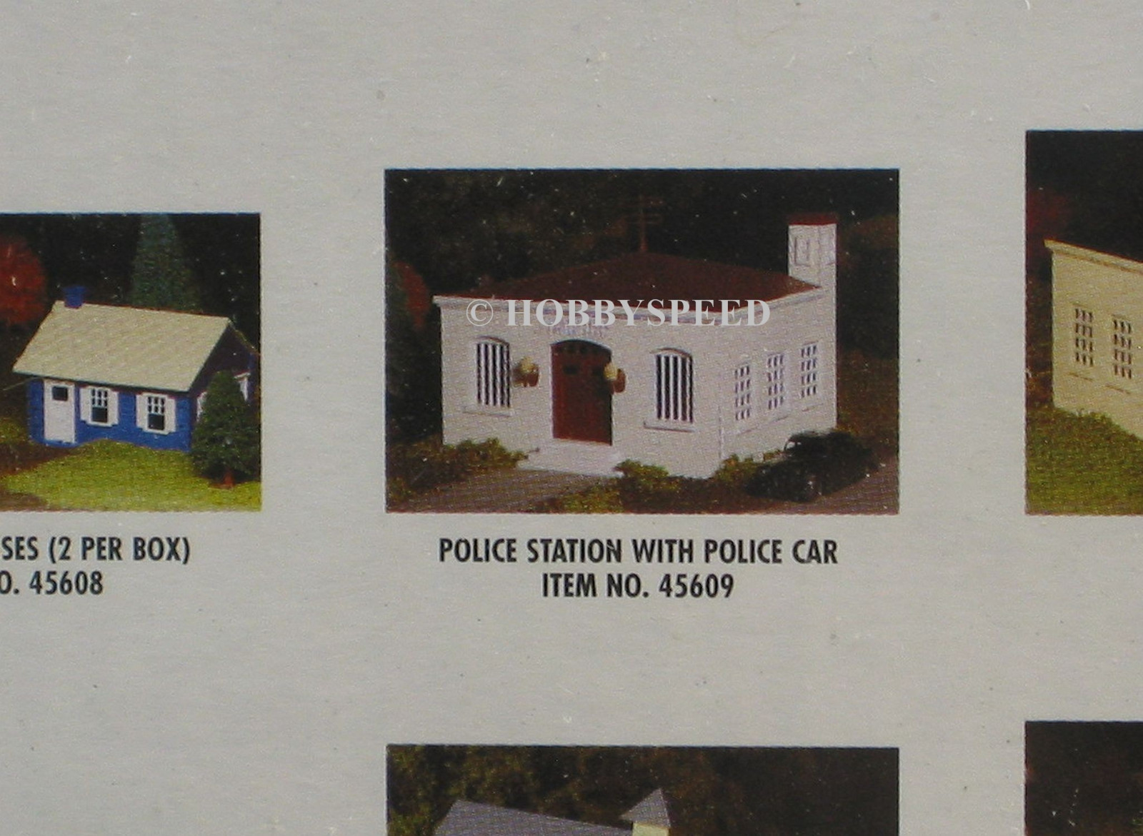 BACHMANN 45609 PLASTICVILLE O GAUGE POLICE STATION building structure ...