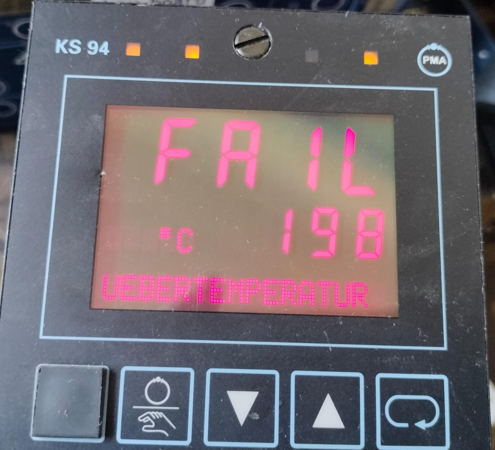 PMA KS 94 TEMPERATURE CONTROLLER 9407 924 00001 | eBay