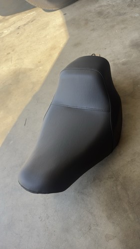 Like New HARLEY HD OEM GENUINE SEAT / M8 SOFTAIL SLIM FXLRS LOW RIDER S ...