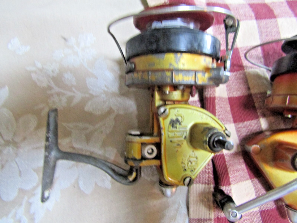 ~2~Mepps Super Meca Fishing Reel with Folding Foot & Handle~1~FOR PARTS ...