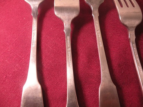 4 Dinner Forks AMERICAN COLONIAL Oneida Cube SATIN Stainless Flatware 7 ...