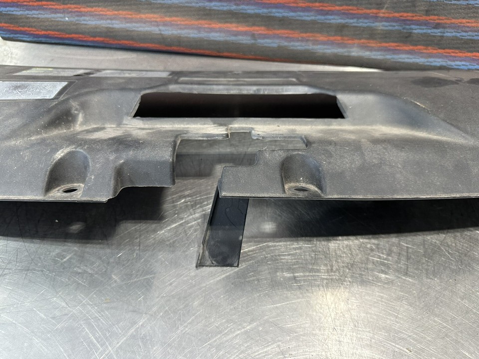 1999 - 2006 CHEVROLET SILVERADO UPPER RADIATOR SIGHT SHIELD BAFFLE ...