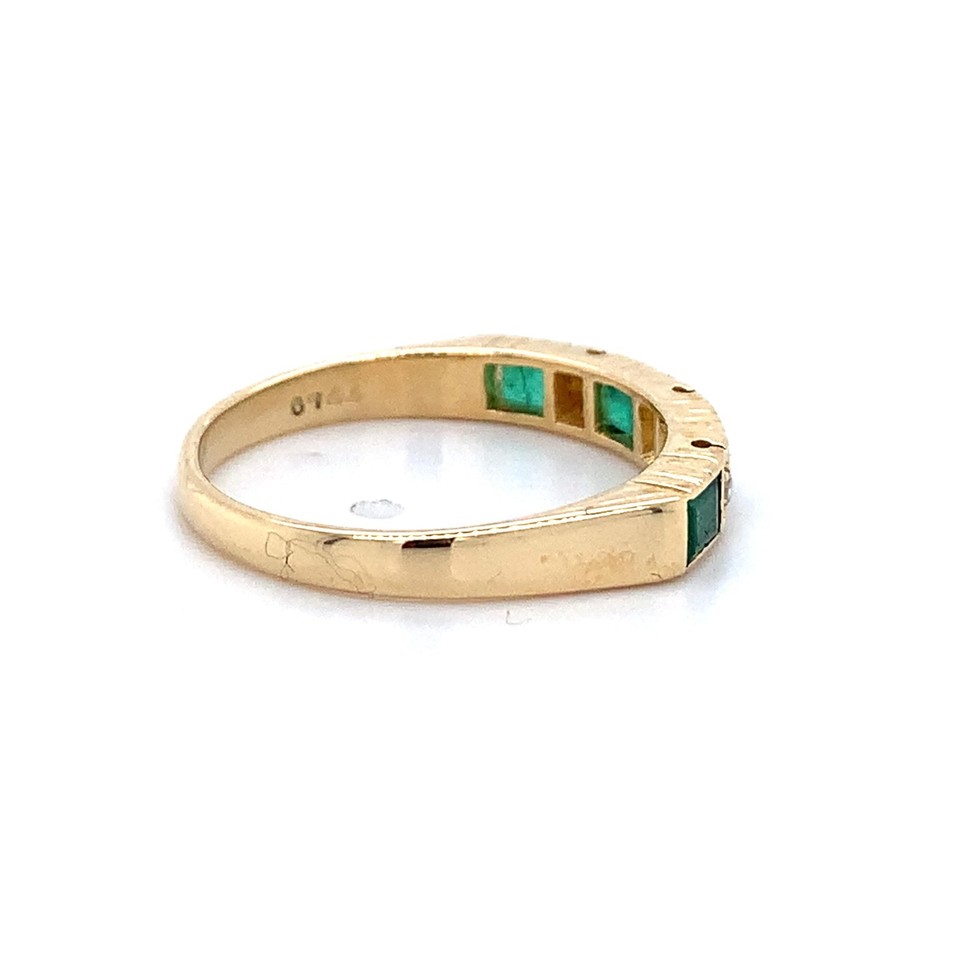 Vintage 18K Yellow Gold Alternating Emerald & Diamond Stackable Band ...