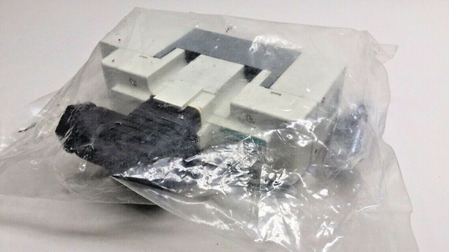 CKD PV5G-6-FHG-D-3-N Pilot Operated Soft Spool Valve w Light/Surge ...