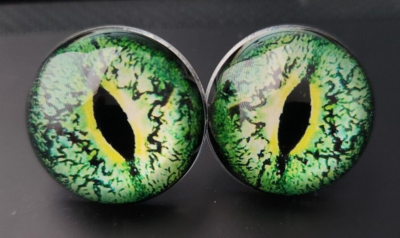 Monster Slit Pupils