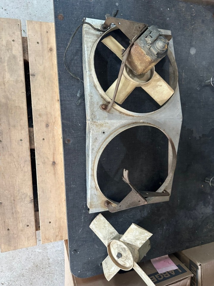 Jaguar XKE E Type Dual Cooling Fans with Shroud OEM Series 1.5-2 | eBay