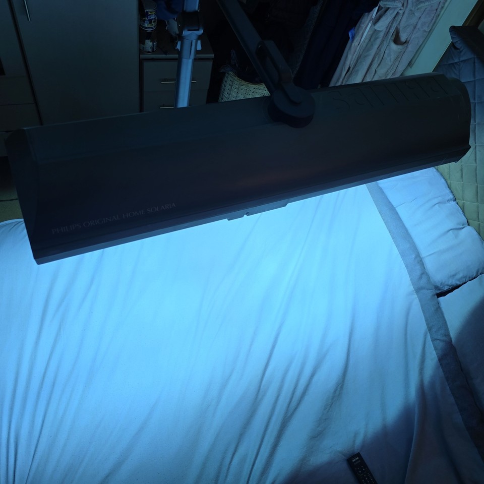 PHILIPS FOLDABLE SUNBED HOME SOLARIUM OVER THE BED | eBay UK