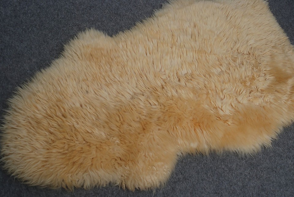 Luxury Natural Ivory Sheep Skin Rug Fur Silky Warm Throw Floor Fluffy ...