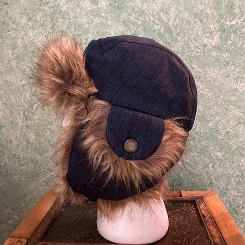 LAND’S END blue trapper hat SIZE: Small adult or can be worn by a child ...
