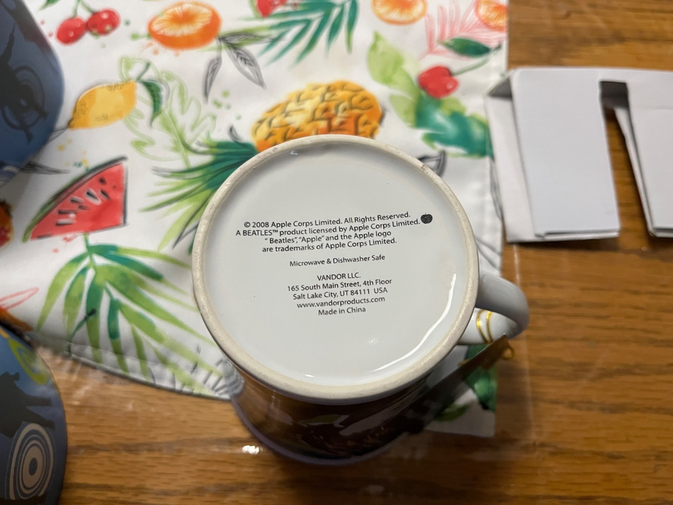 THE BEATLES COOL STUFF A FEW ITEMS RINGO PAUL MC CARTNEY TEA CUP uget 2 ...