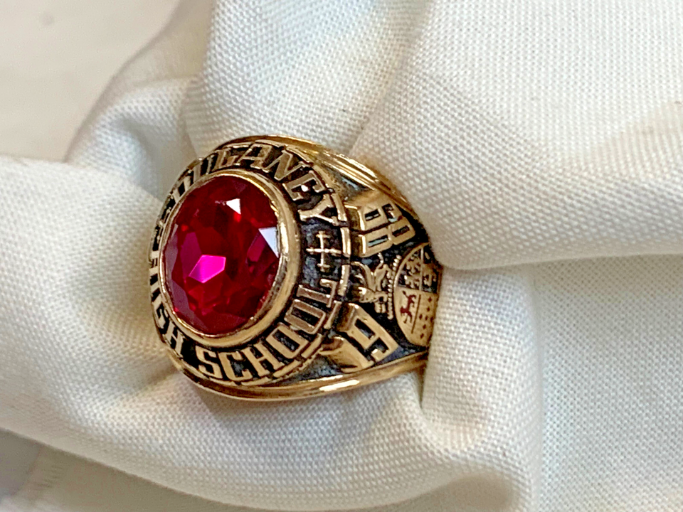 Vtg 1989 Dulaney High School 10K Yellow Gold Ring 17.93g Jewelry Size ...