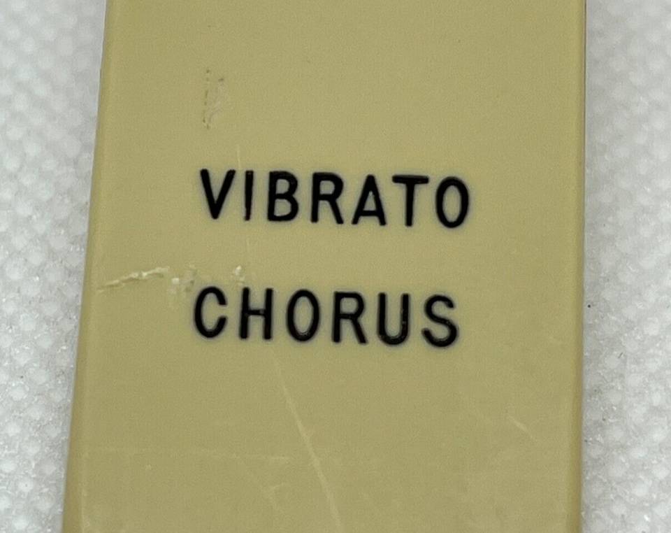 Control Tab (Vibrato Chorus) from Hammond L-100 Organ L100 (031-036492 ...