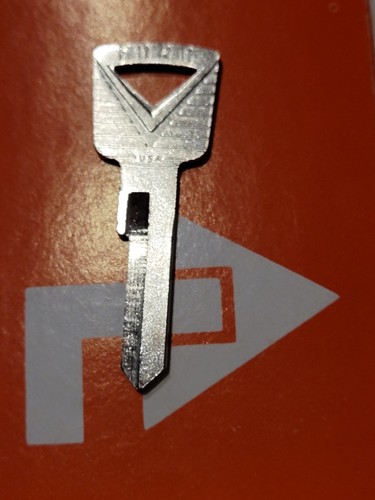 VINTAGE AUTHENTIC OEM FORD KEY BLANK Various Models 1952-1966, 27DP BOX ...