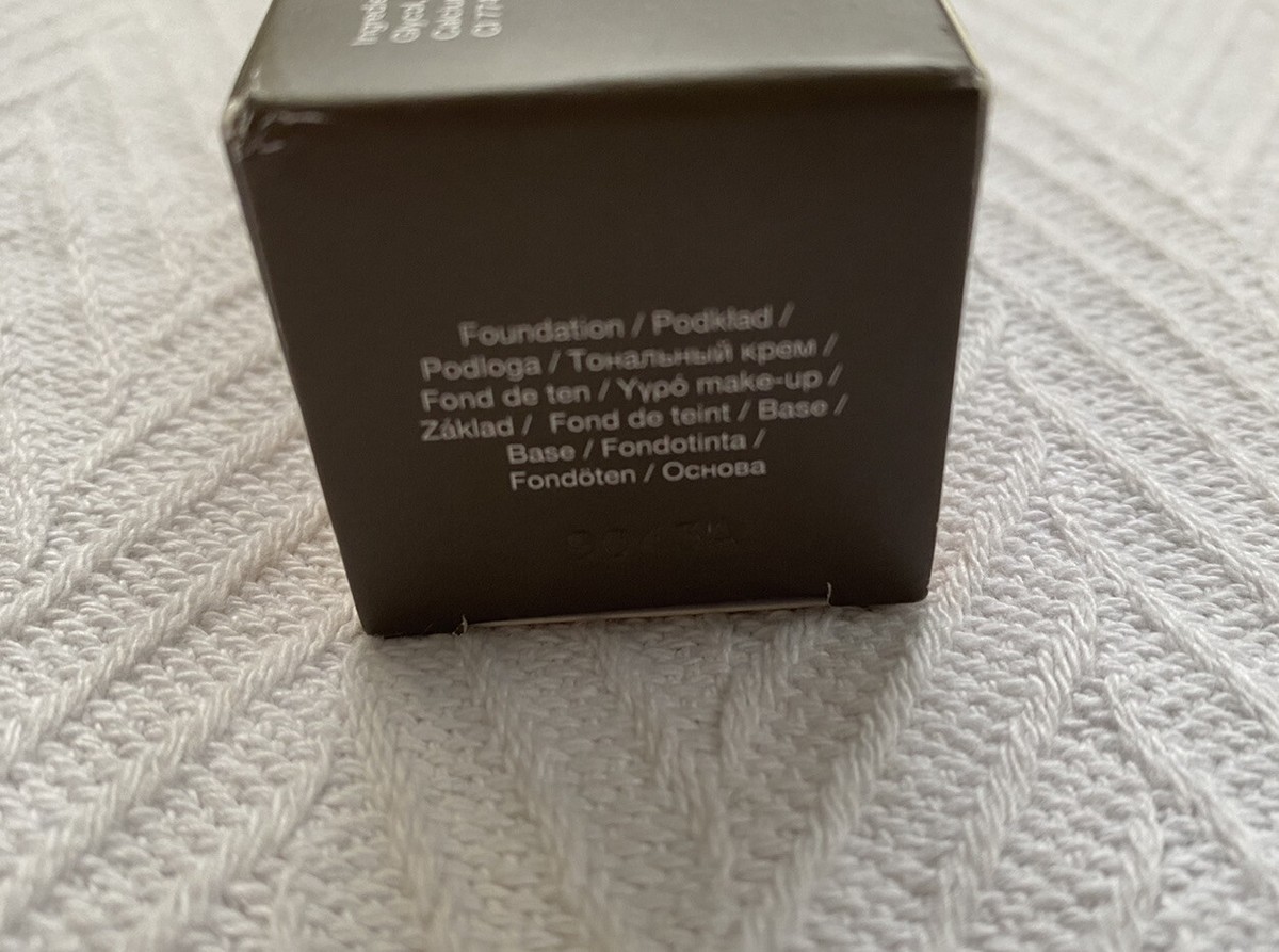Becca Cosmetics Packaging