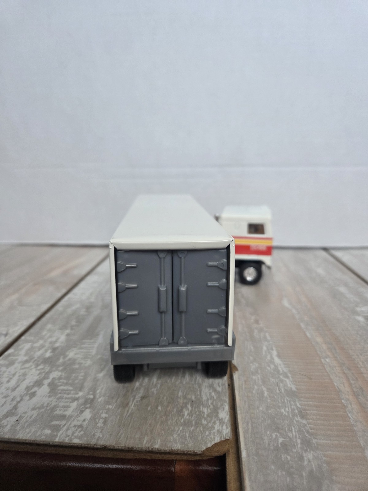 ERTL Tractor Trailer Truck - Little Debbie - 25 Years of Value Emblem ...