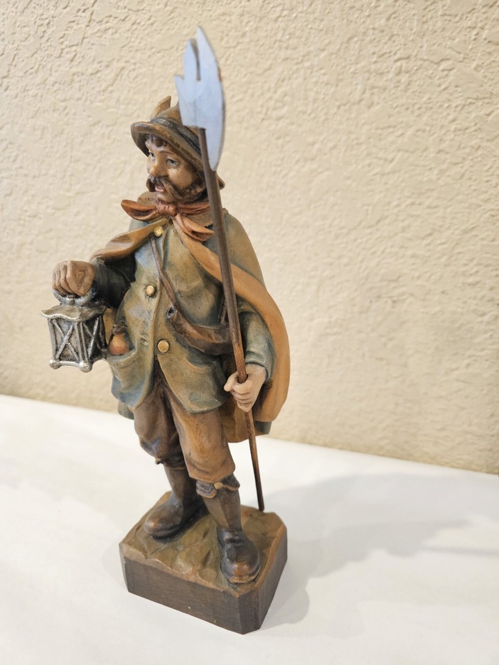 VINTAGE 11" WOOD HAND CARVED MEDIEVAL NIGHT GUARD WATCHMAN PIRATE ...