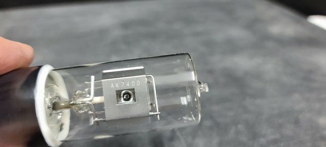 8930 Hamamatsu L2d2 Deuterium Lamp L6408-01 for sale online | eBay