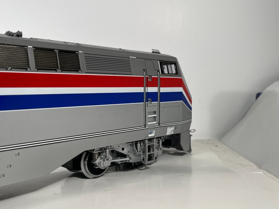 Used LGB Amtrak #60 (Phase III) P42 Genesis Diesel Engine 20490 Works ...