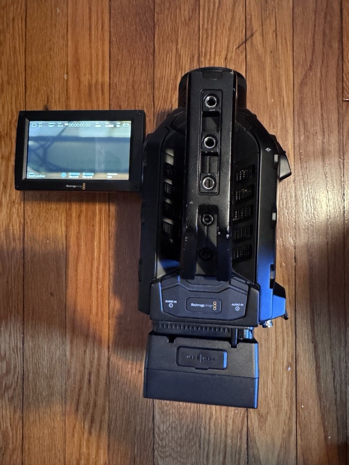 Blackmagic Design URSA Mini 4K Digital Cinema Camera (Canon EF) - W ...