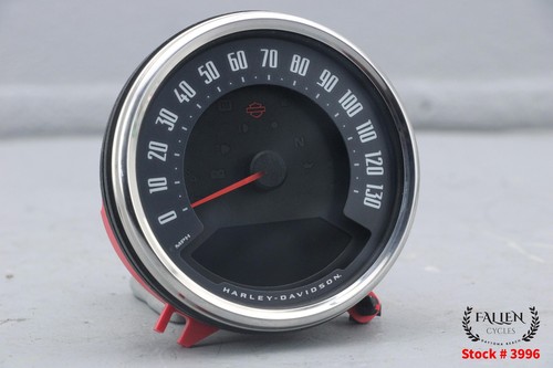 2020 Harley Softail Heritage Classic Speedometer Odometer Gauge Unit ...