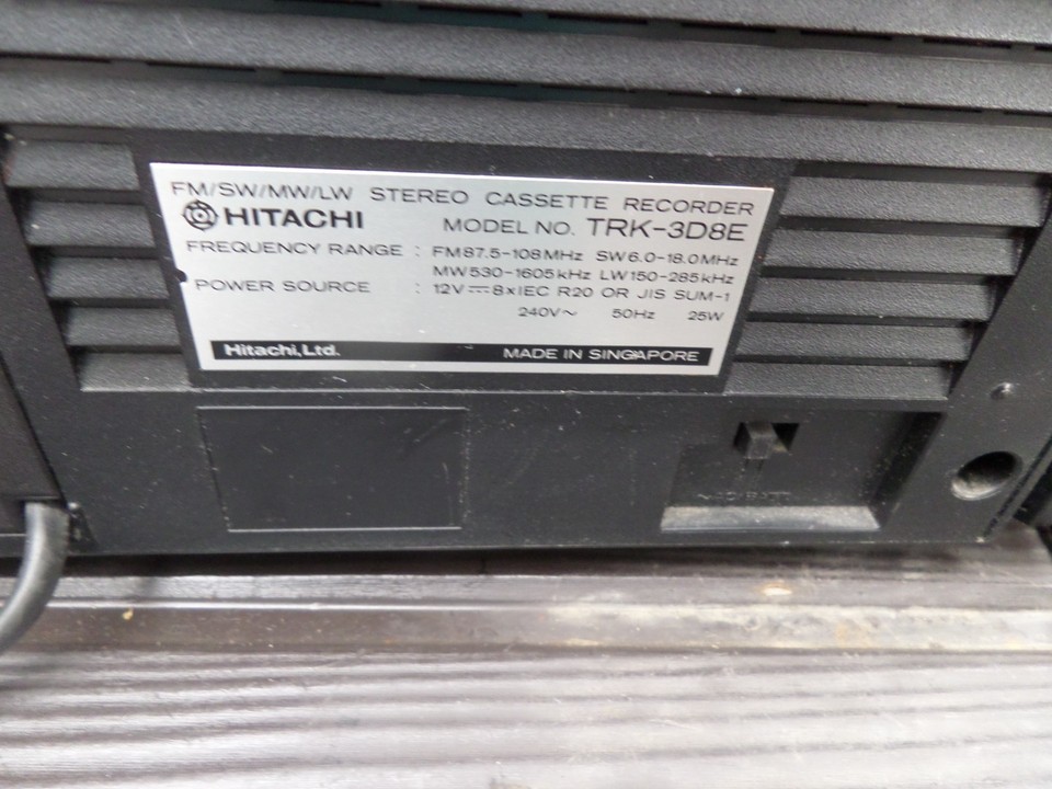 Hitachi TRK 3D8E 3D Super Woofer Boom Box Retro Double Deck 1980's Prop ...