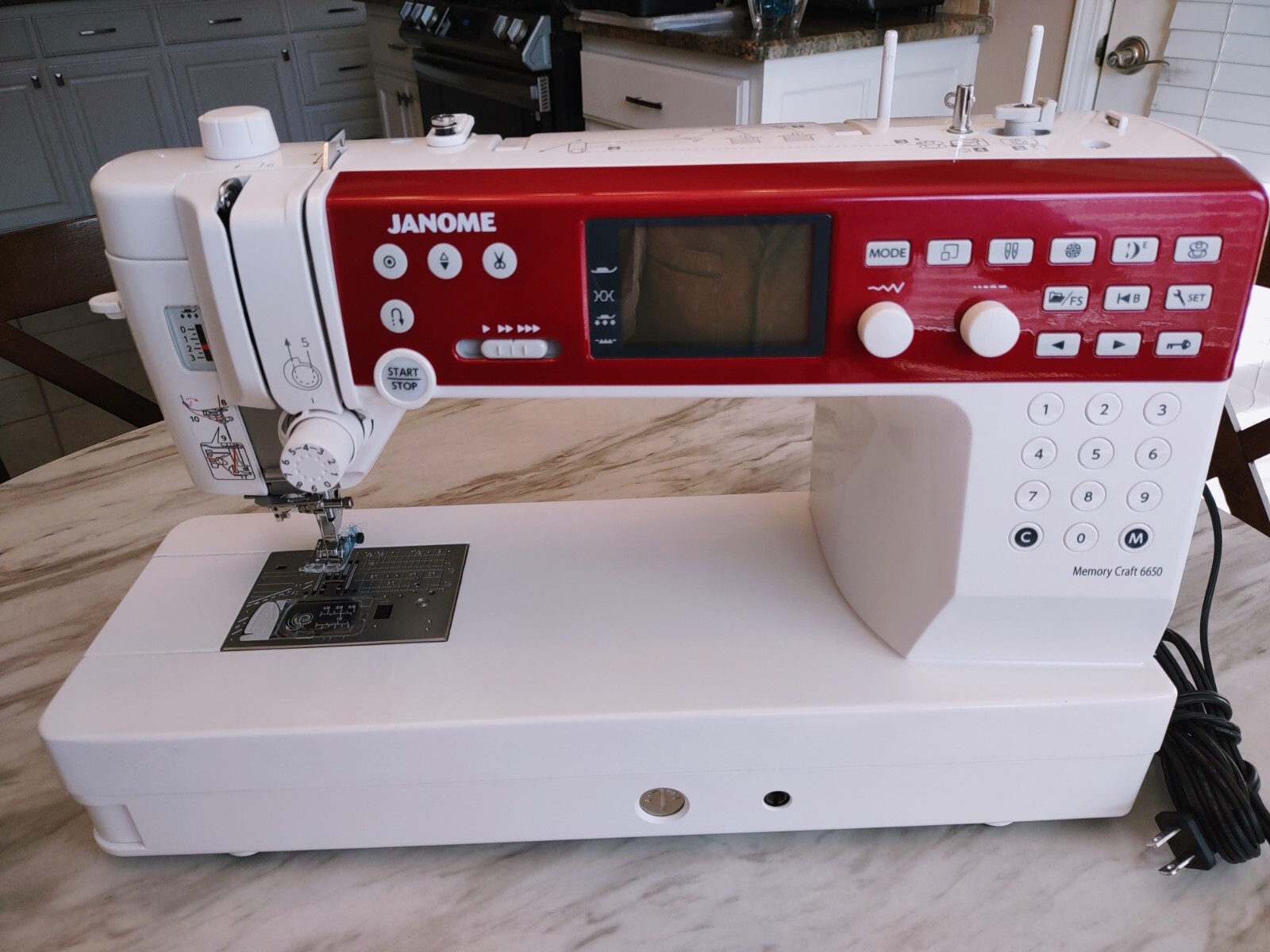 Janome Memory Craft 6650 Sewing Machine, Soft Cover and Various Presser ...