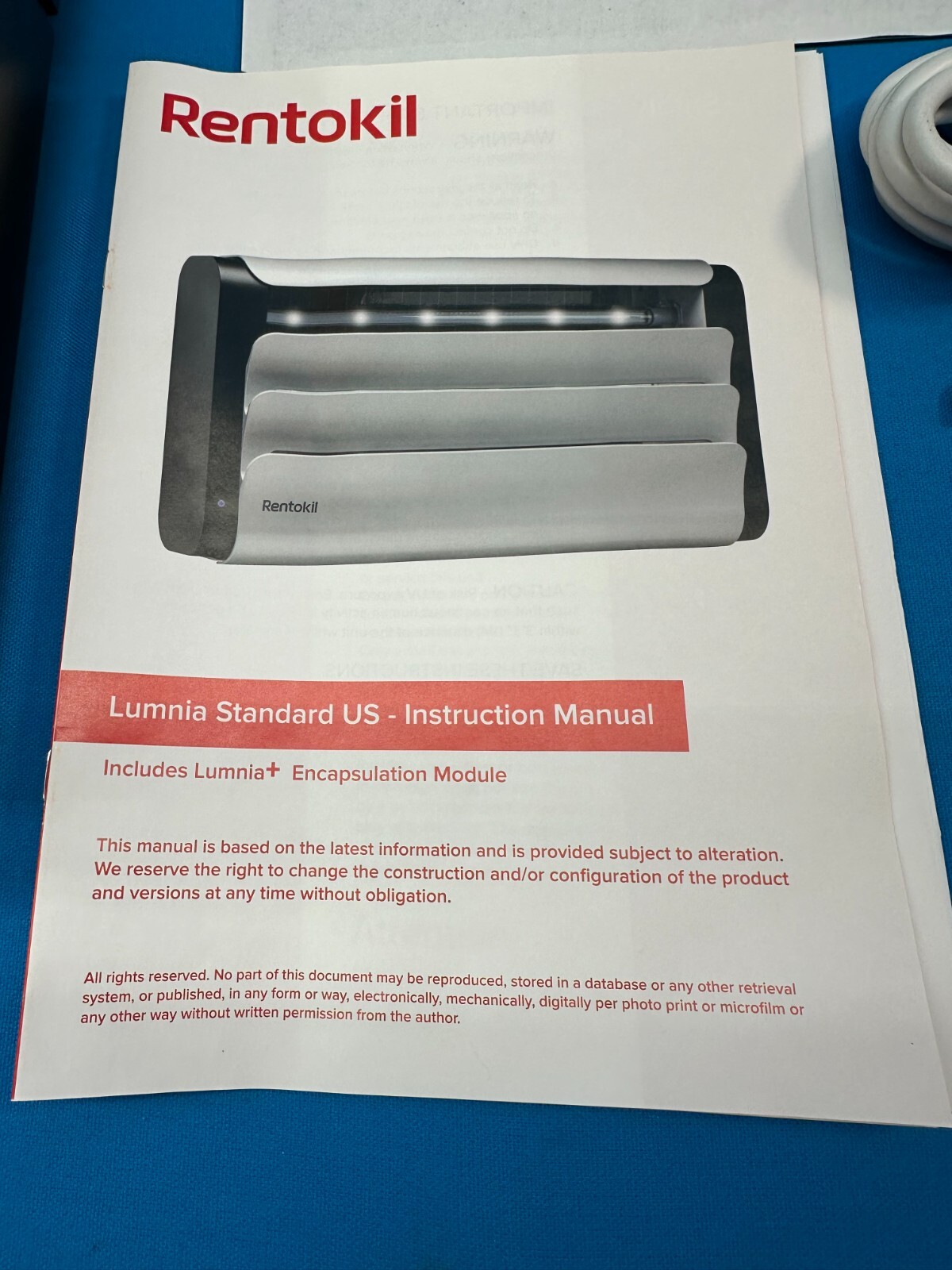 Rentokil 304807 LUMNIA Standard Wall Hang Sticky UV Bug Insect Light ...