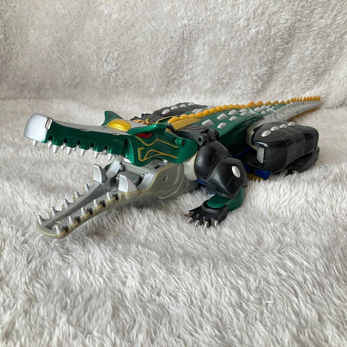 Power Rangers Wild Force Alligator Zord