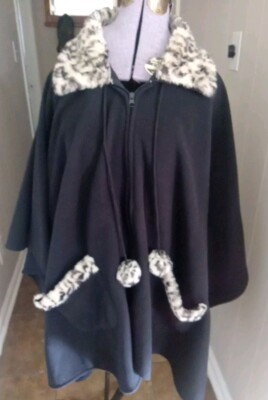 Le Moda Women's Poncho Cape Coat Pockets Faux Fur Black One Size | eBay