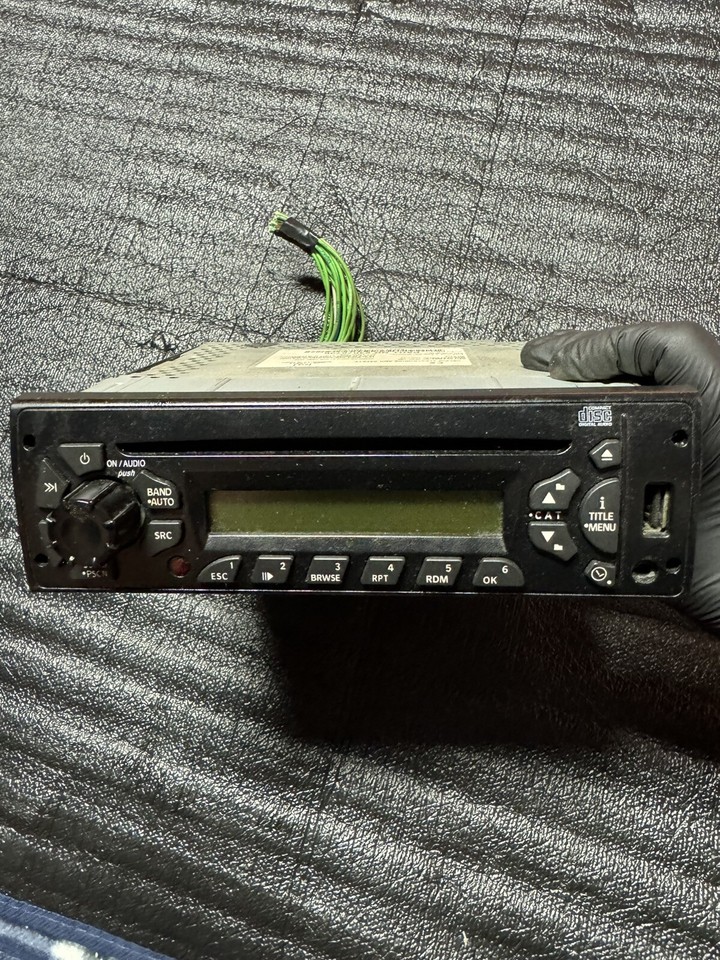 Freightliner Cascadia Delphi CD Player Satellite Radio 24076736 ...